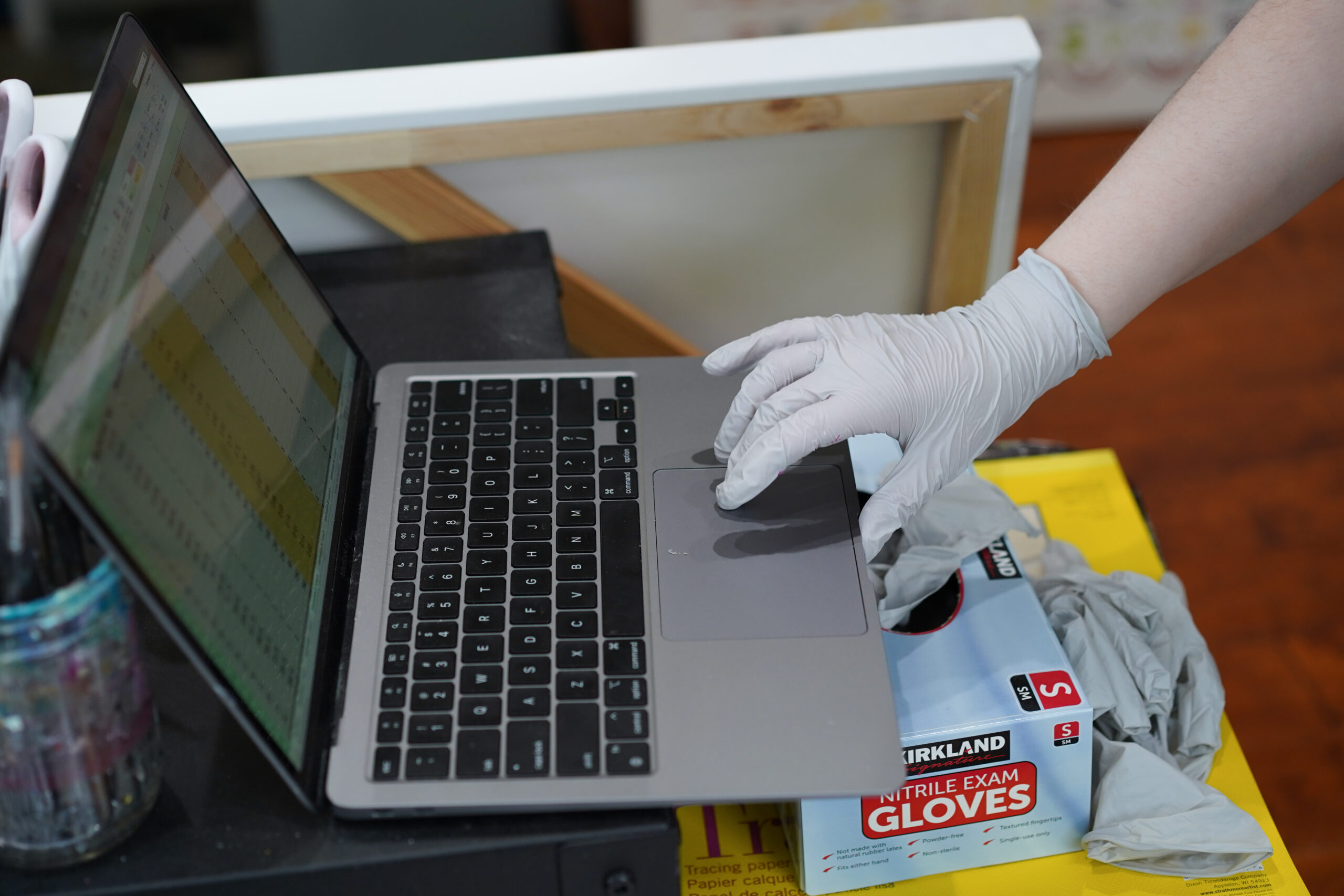 checking_computer | CHS Capitol Hill Seattle News