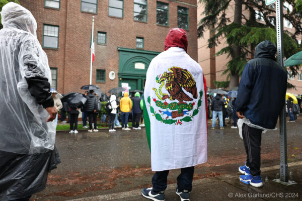 With a line wrapping to Broadway, hundreds turned away as crowds wait ...